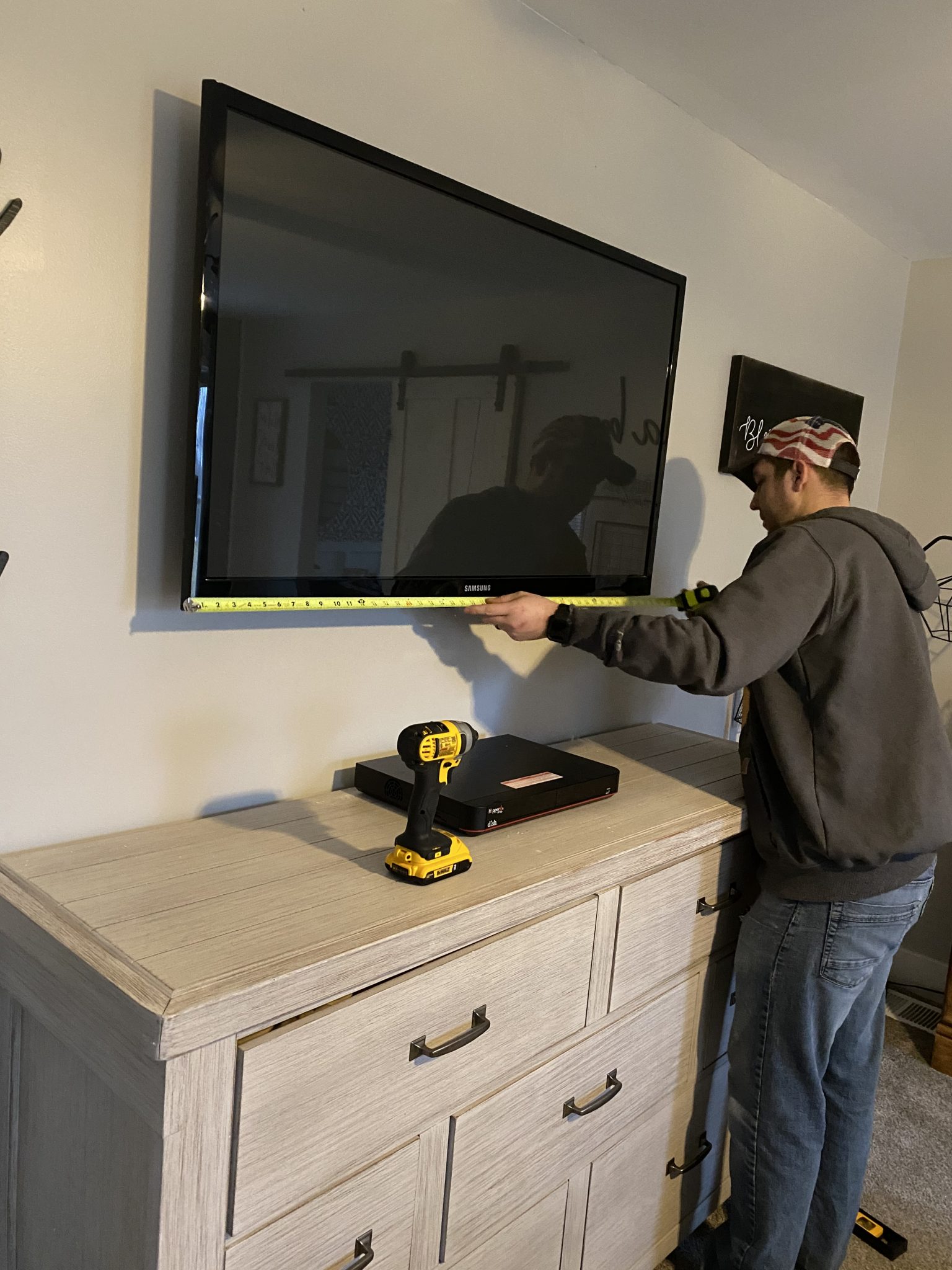 Build your own DIY TV Frame - Cheap! - Home With Krissy