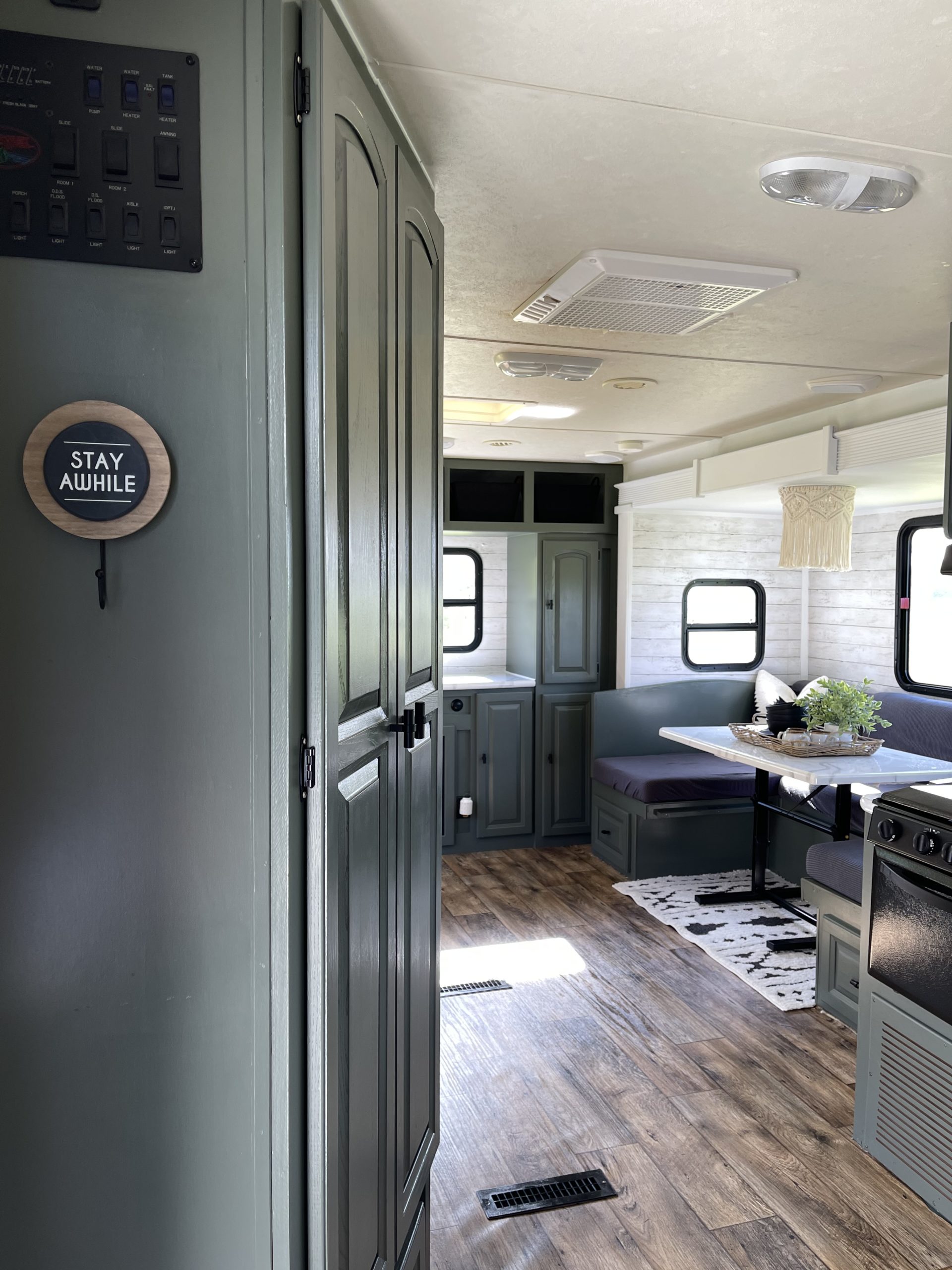 The Nomad - Camper Reno One - Home With Krissy